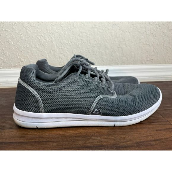 Travis Mathew | Shoes | Mens Travis Mathew Cuater Sneakers Shoes Size 1 ...